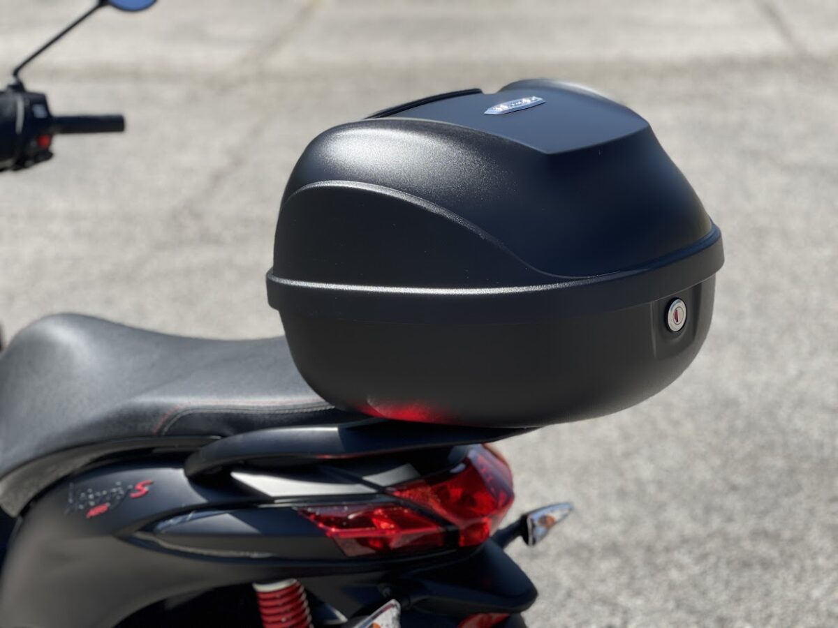 2022 Piaggio Liberty 150S w/top box =SOLD= - The Motorcycle Shop