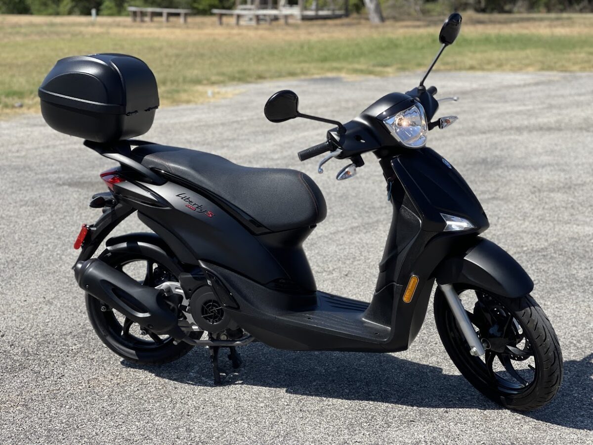 2022 Piaggio Liberty 150S w/top box =SOLD= - The Motorcycle Shop