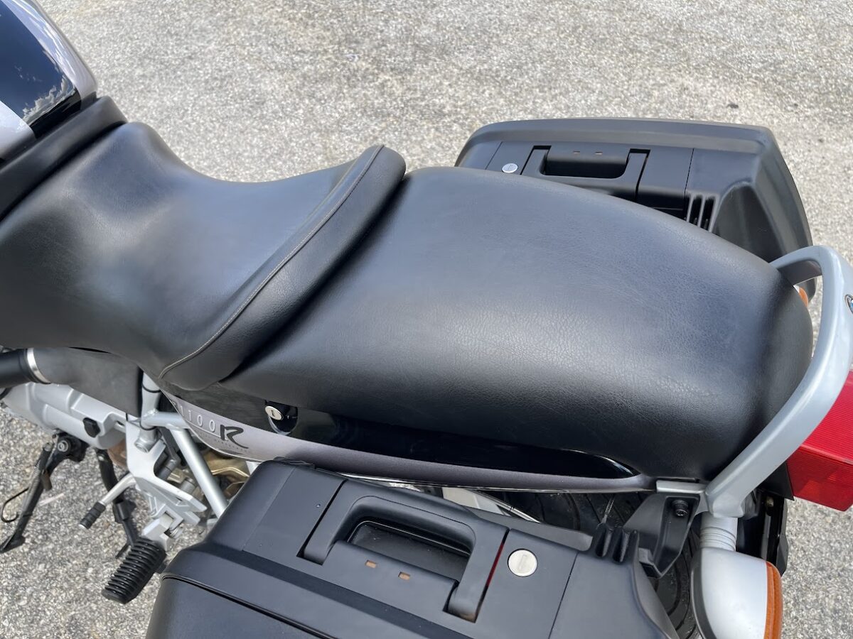 1999 BMW R1100R - Low Miles! -=SOLD= - The Motorcycle Shop